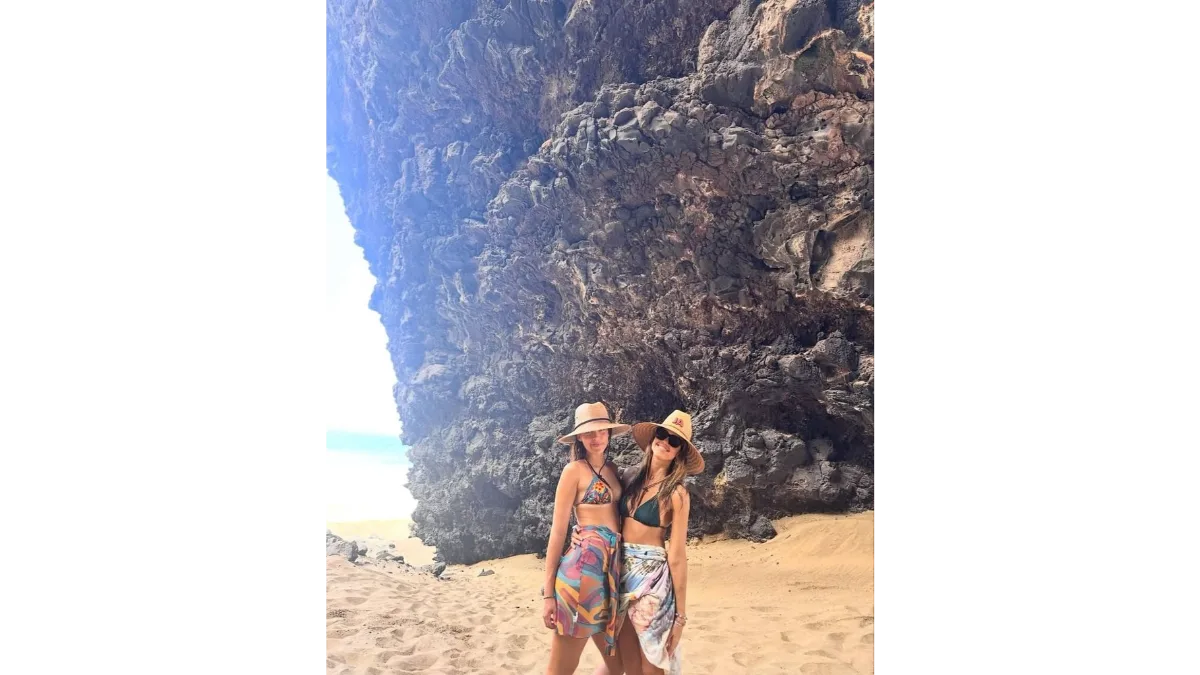 Jessica Alba’s 16-Year-Old Daughter Honor Stuns in Beachfront Bikini Photos